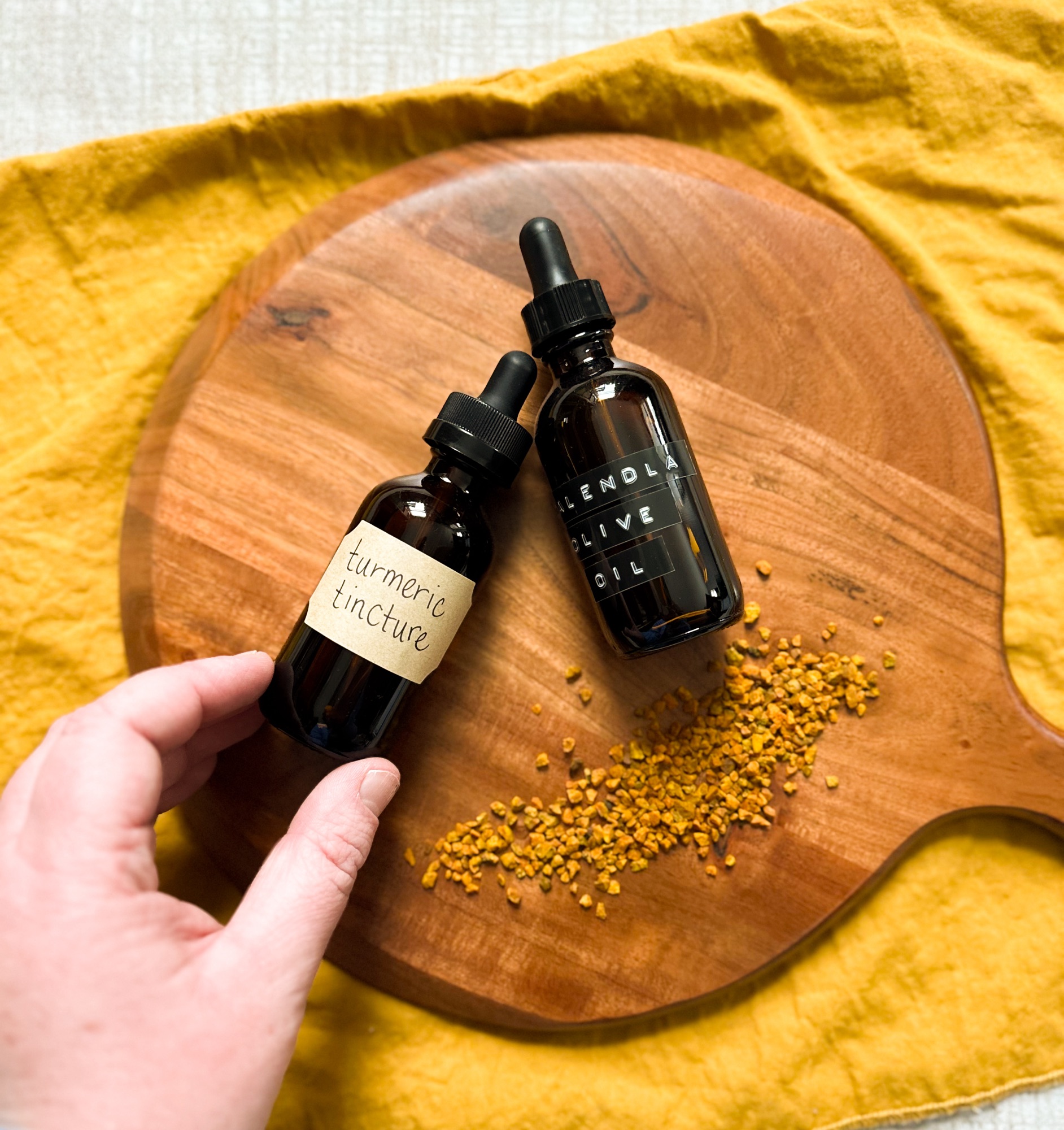 Turmeric Tincture Inside & Out – The Herbology Faerie